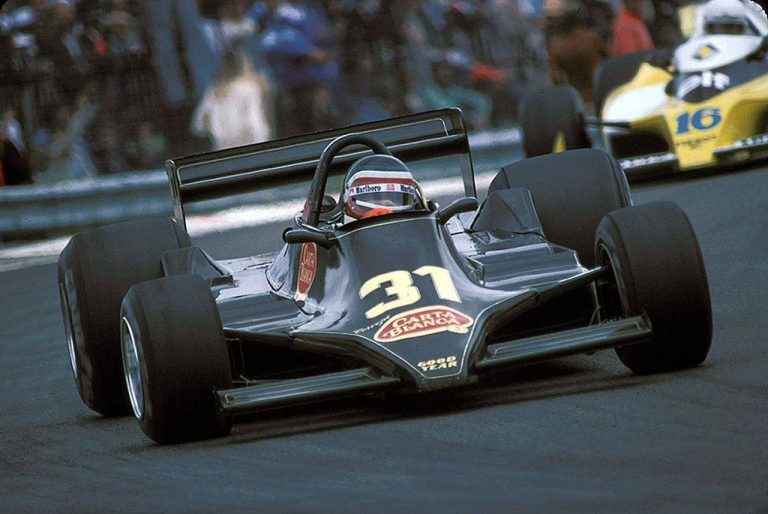 Hamilton explains origins of Bono's 'hammer time' radio call
