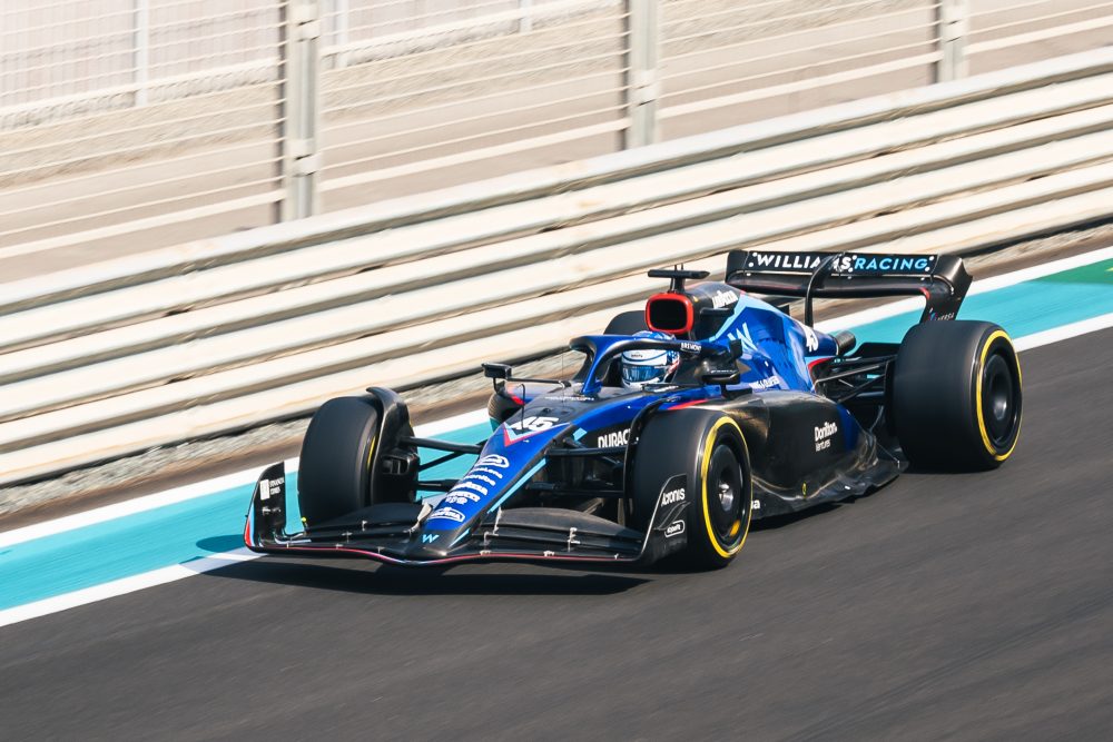 Williams' Sargeant selects his permanent F1 race number