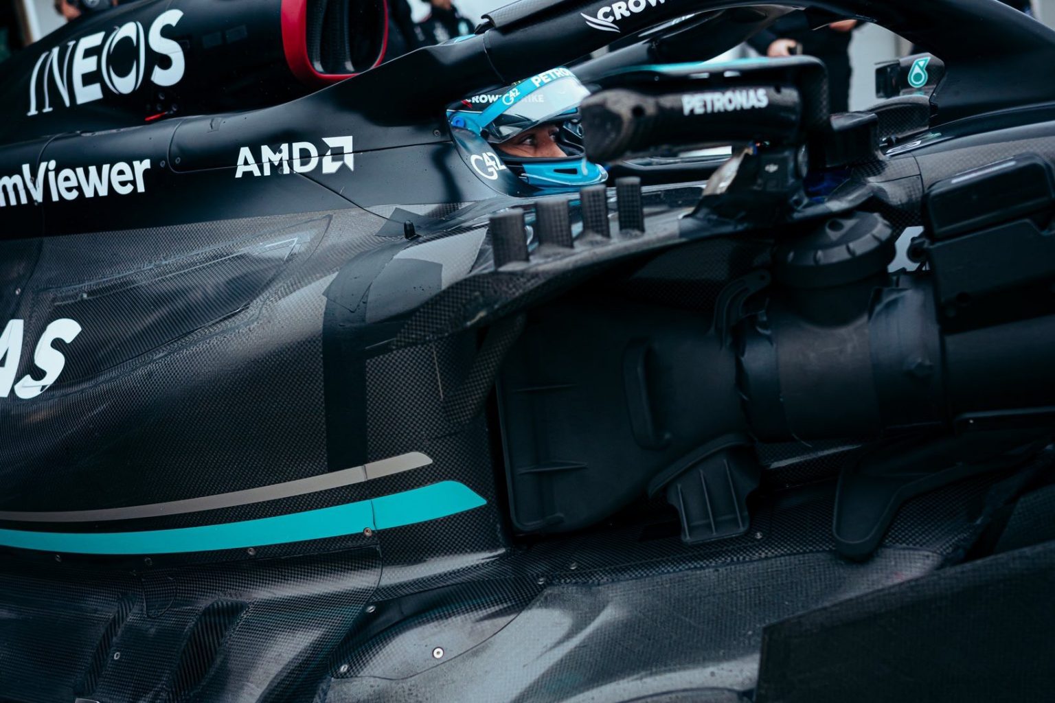 Mercedes 'looking at solutions' to change zero sidepod design