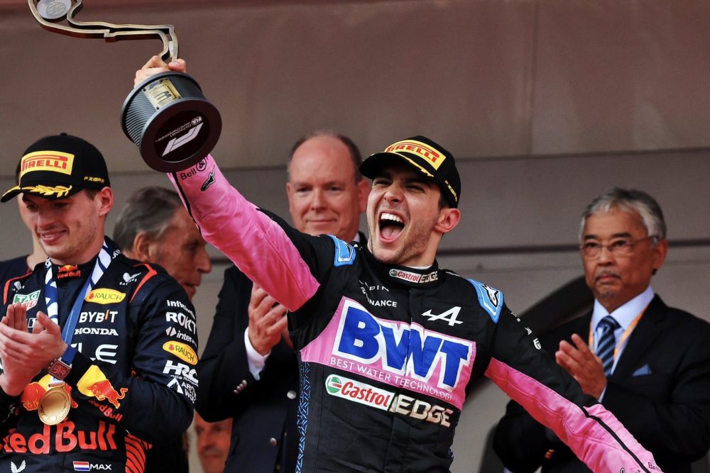 FIA imposes new safety measures for double yellow flags