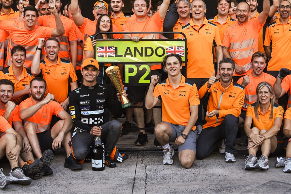 Norris signs multi-year extension to McLaren deal