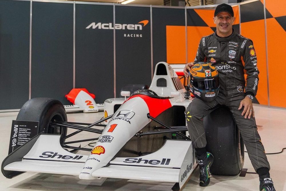 Kanaan enjoys emotional run onboard Senna MP4/6