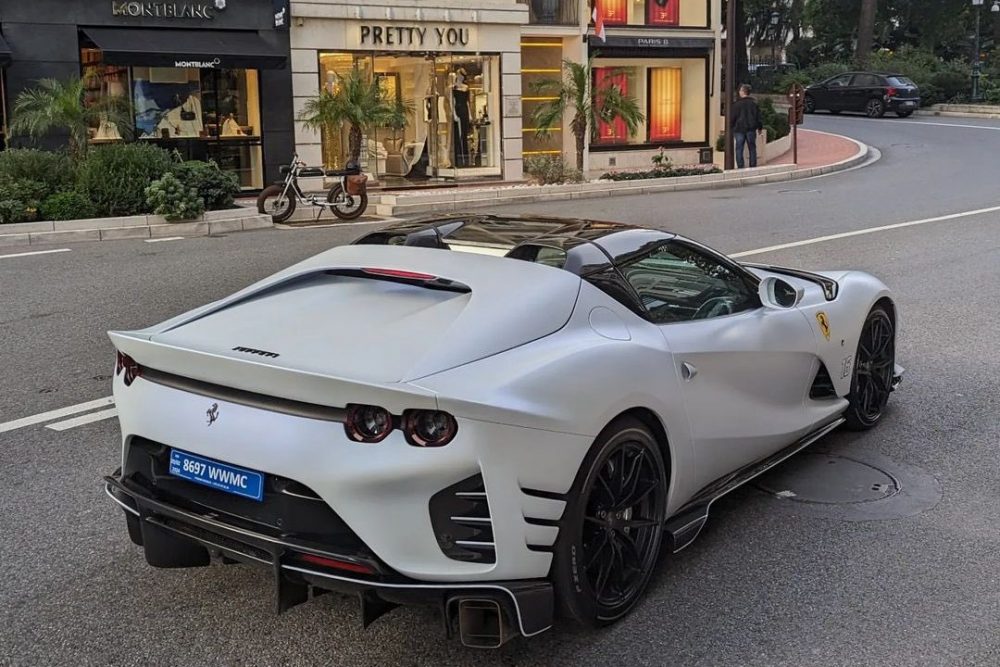 Leclerc showcases new customized Ferrari wheels