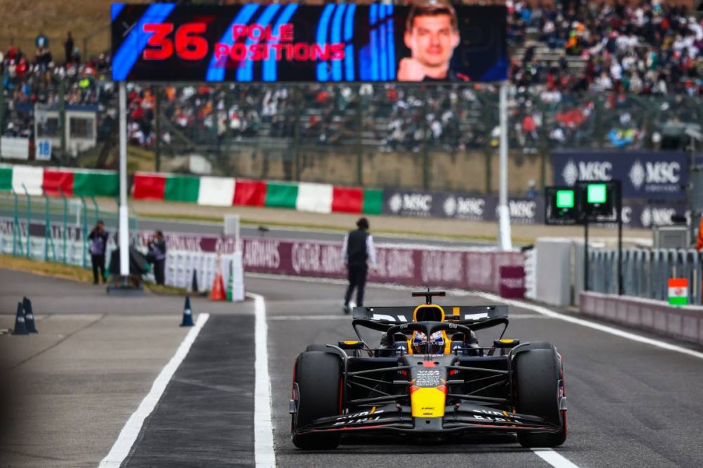 Japanese GP: Verstappen and Perez lock out Suzuka front row