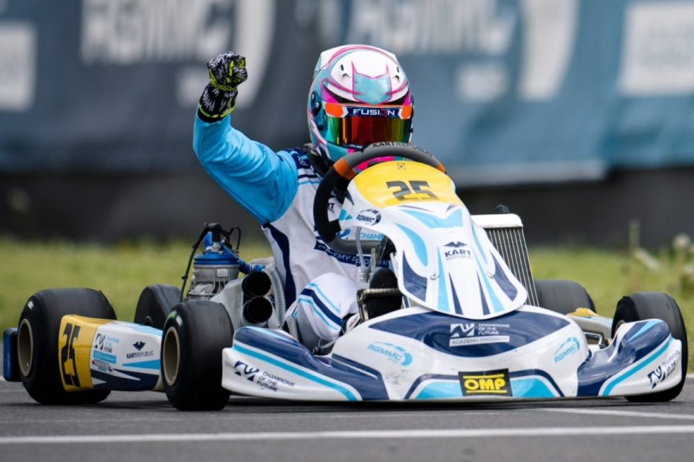 Ella Hakkinen claims first international karting win!
