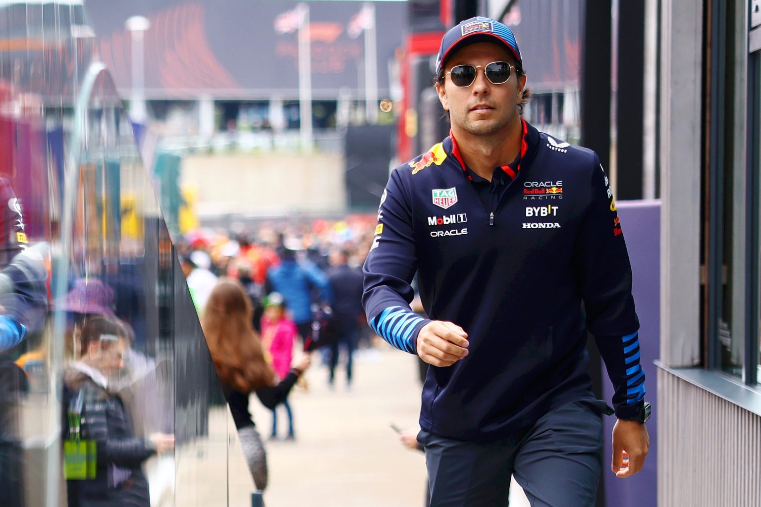 McLaren sets new F1 world record for fastest pit stop