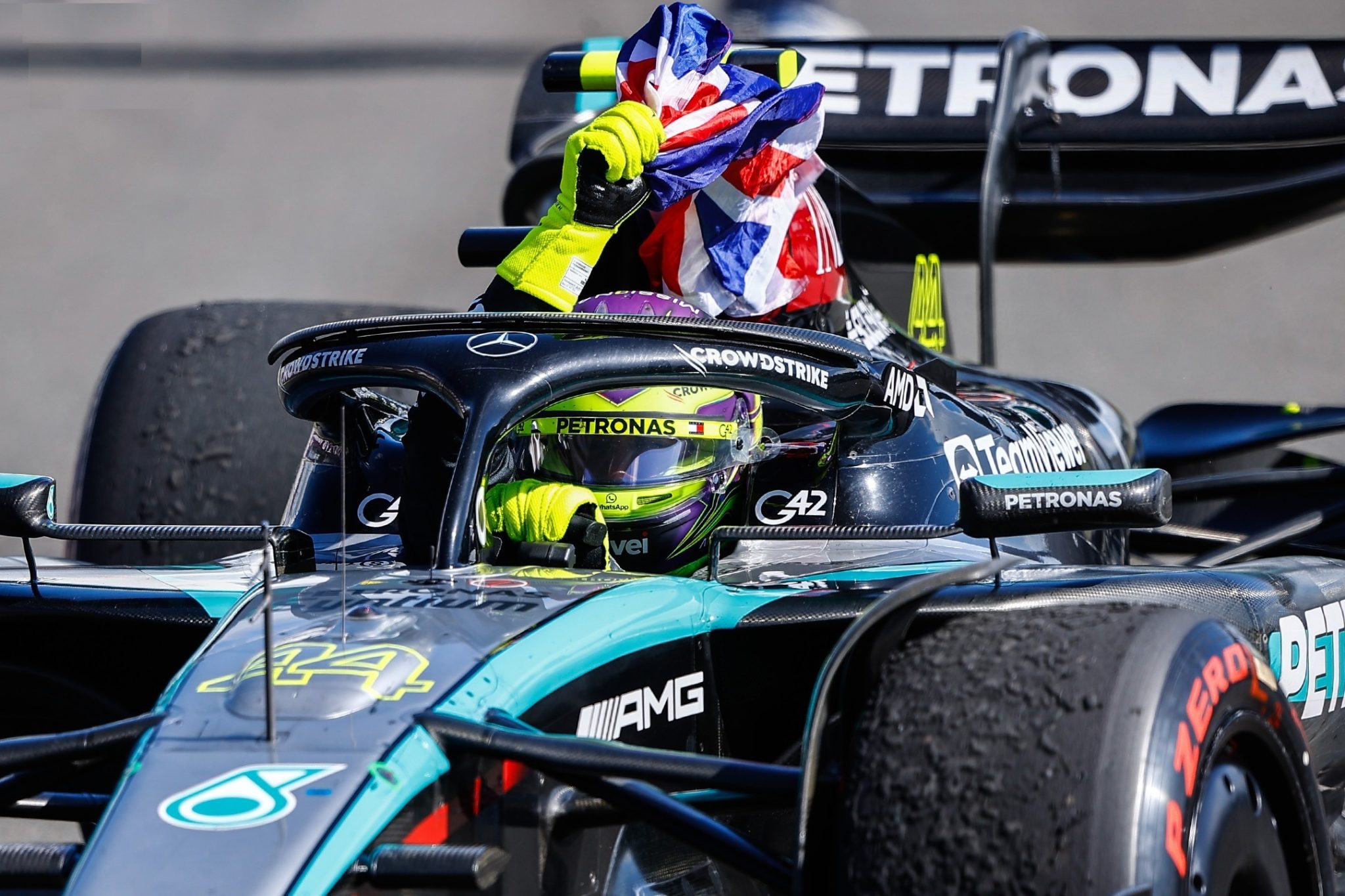 Bono says ‘baby steps’ led to Hamilton giant leap at Silverstone