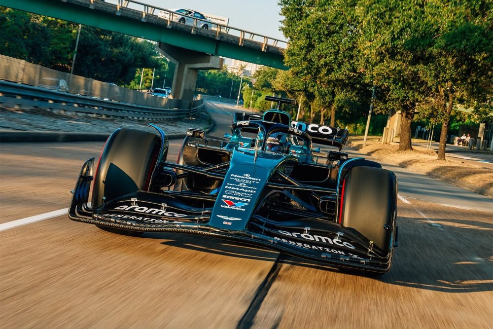 Williams unveils fresh new-look 2020 livery for FW43