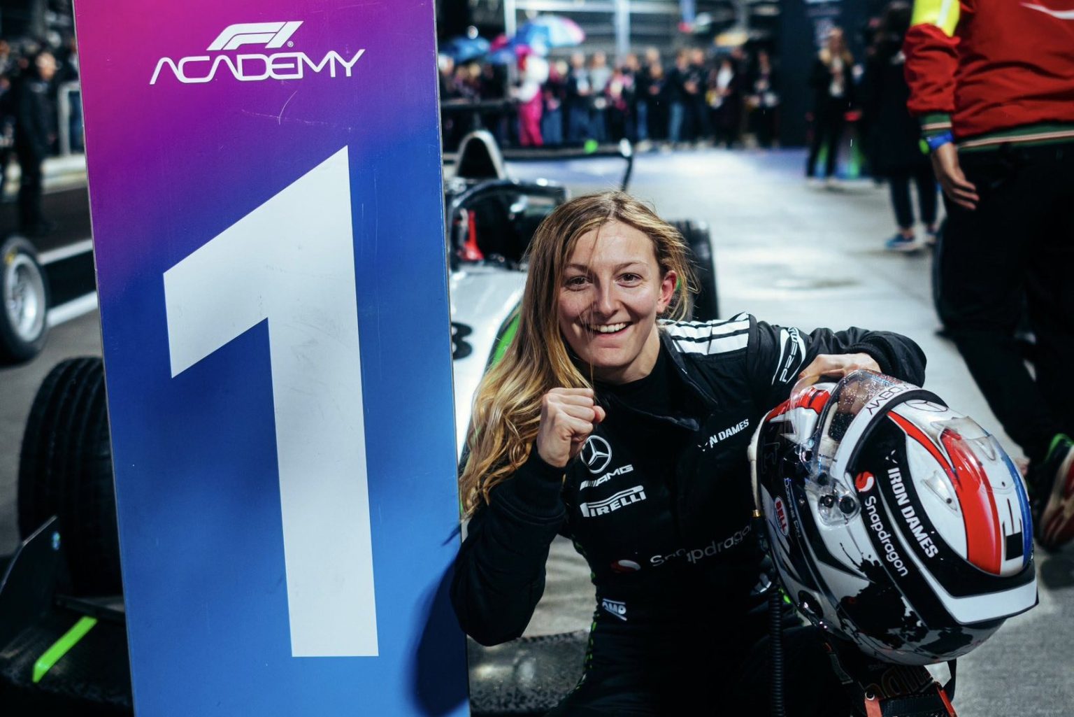 Doriane Pin inches closer to F1 Academy title after Vegas win