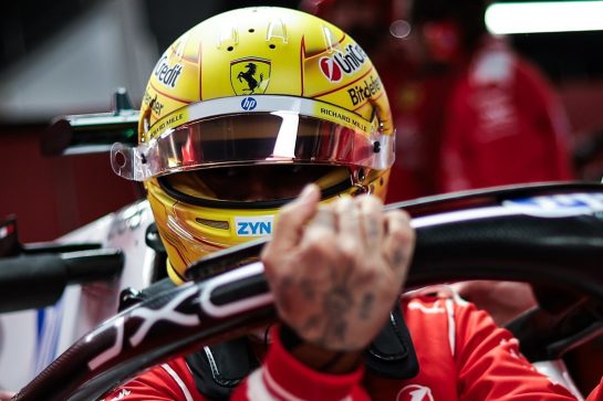Hamilton’s last-gasp flyer puts Ferrari on top in Barcelona F1 finale