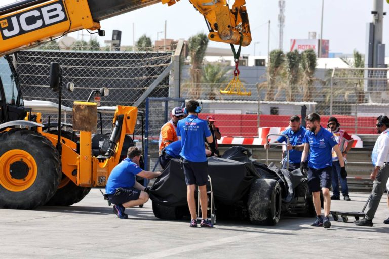 Verstappen fastest for Red Bull mid-day in Bahrain