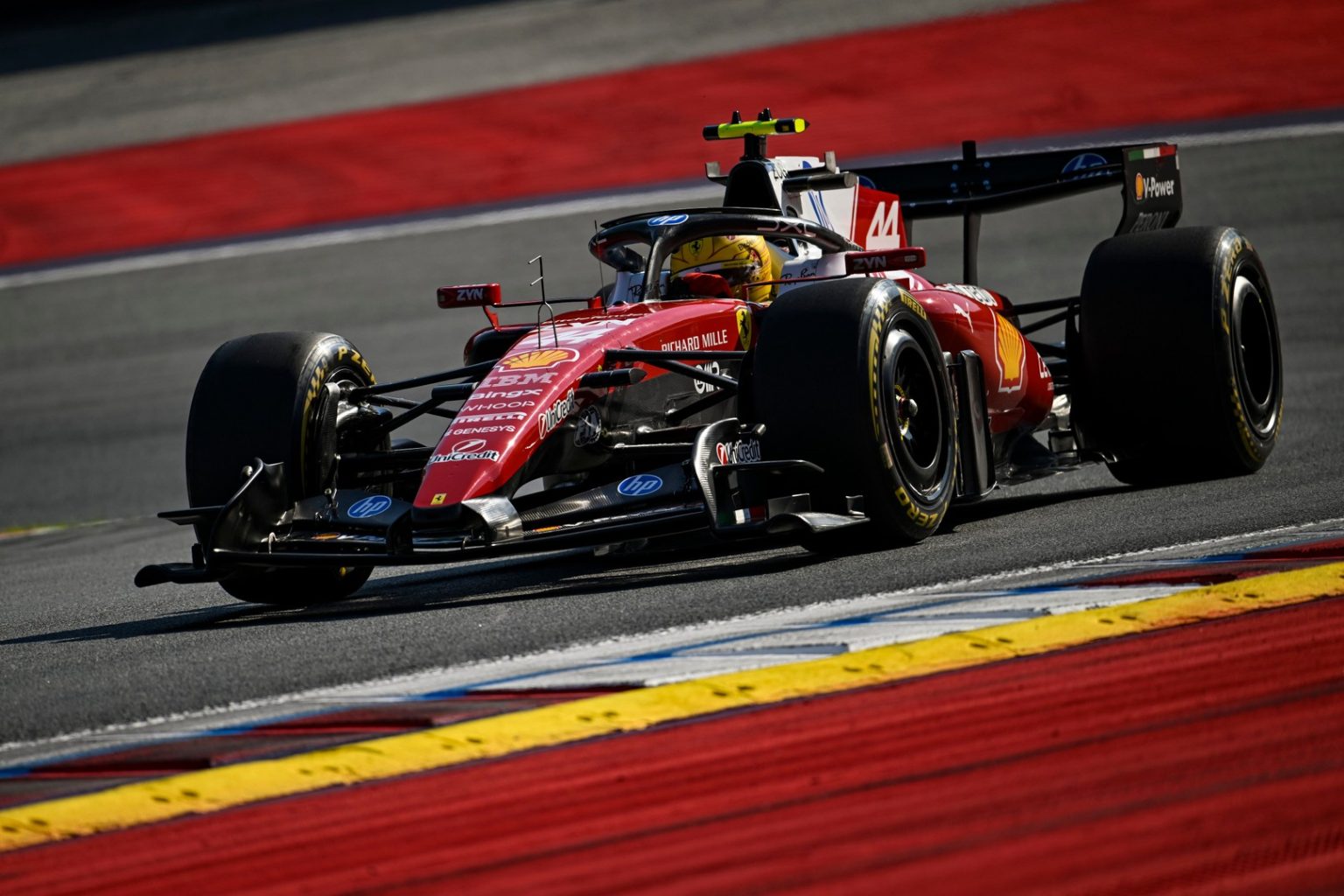 Wolff baffled by Ferrari development push given F1 cost cap